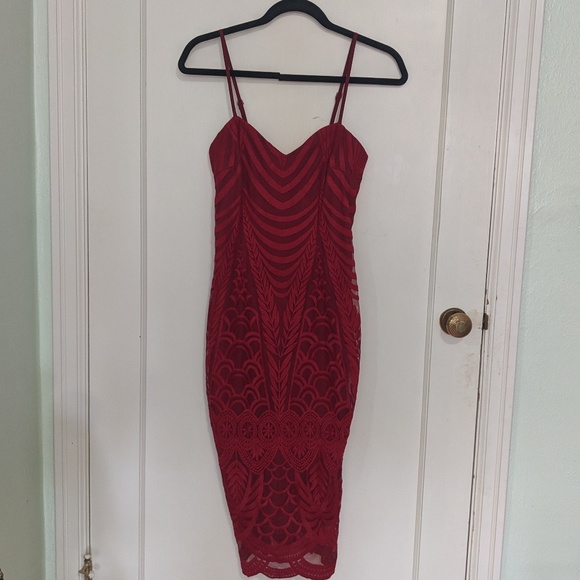 Boohoo | Dresses | New Boohoo Lacy Midi Promhomecoming Formal Dress ...
